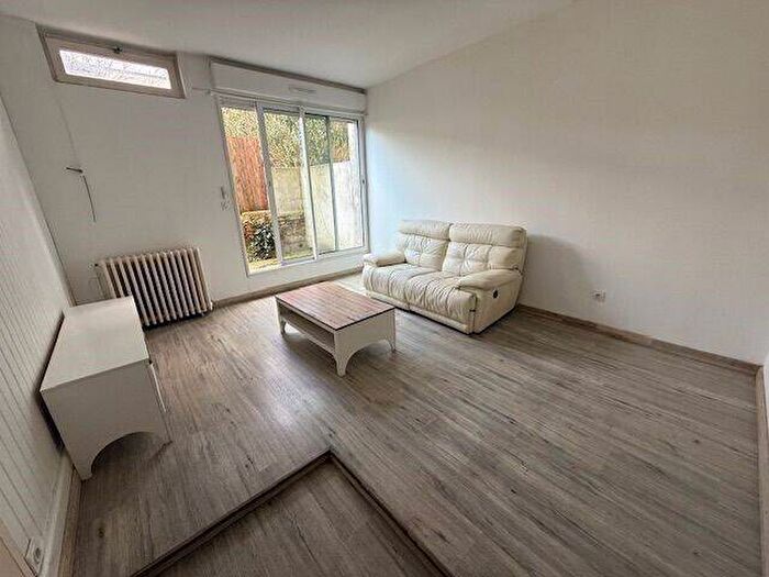 Appartement à louer - Crouste-Arènes-Harbaux-Tuco-Pouy-Laguille, Mont-de-Marsan - 2 pièces - 1 chambre