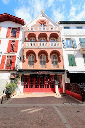 Appartement à vendre - Saint-Jean-de-Luz, Centre-ville - 3 pièces - 2 chambres