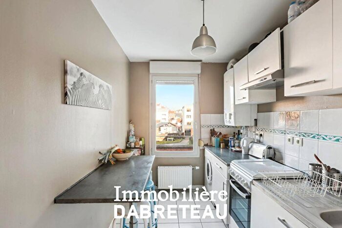 Appartement 4 pièces à Ferrandière Maisons-Neuves, Villeurbanne, à louer