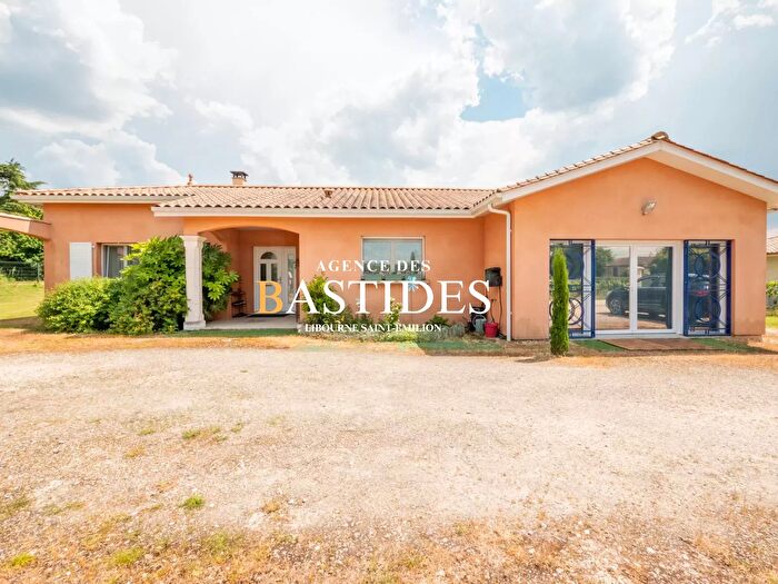 Maison à vendre - La Rivière - 6 pièces - 4 chambres