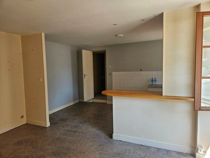 Châtillon-sur-Indre : Appartement 2 pièces à louer