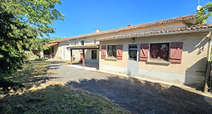 Maison 6 pièces à Thurageau, à vendre