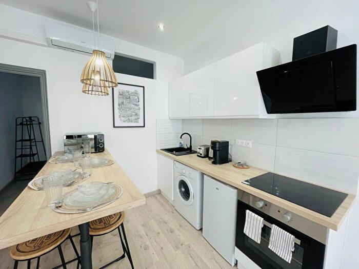 Appartement 3 pièces à Belsunce, Marseille 1er arrondissement, à louer