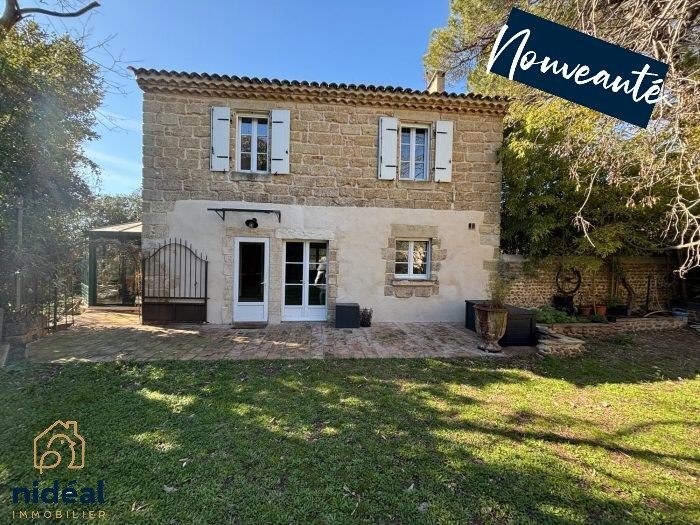 Maison à vendre - Vauvert - 15 pièces - 7 chambres