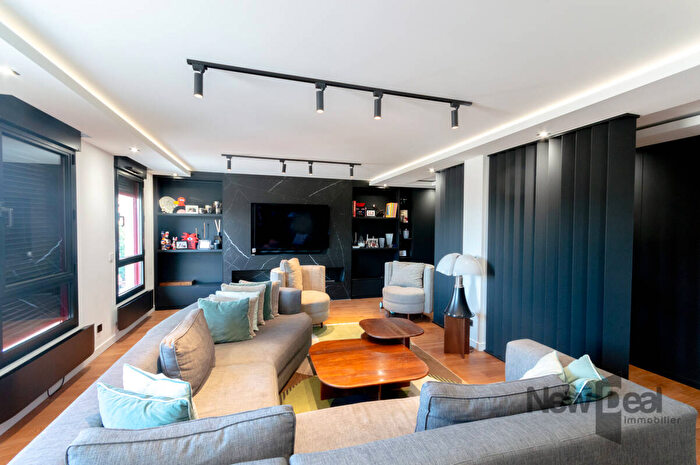 Appartement à vendre - Annemasse, Centre-ville - 3 pièces - 2 chambres