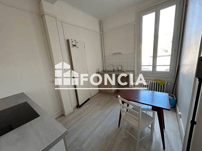 Appartement à louer - Dienat-Forges, Montluçon - 1 pièce