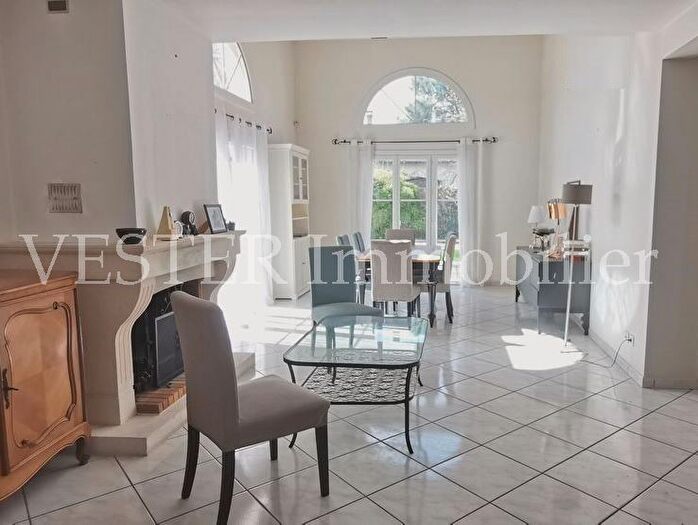 Maison à vendre - Mérignac, Capeyron - 7 pièces - 5 chambres