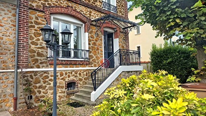 Maison à vendre - Le Raincy, Montfermeil, Grands Côteaux - 8 pièces - 4 chambres