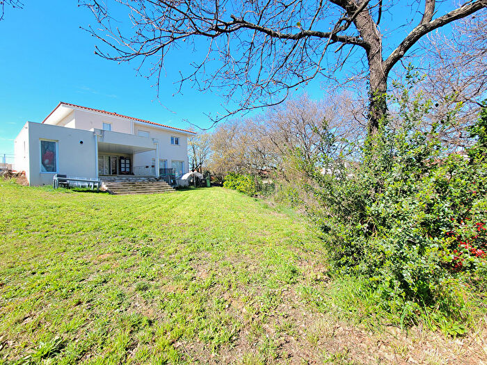 Maison à vendre - Ortaffa - 7 pièces - 5 chambres