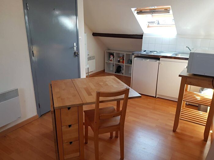 La Madeleine - Appartement 1 pièce à louer