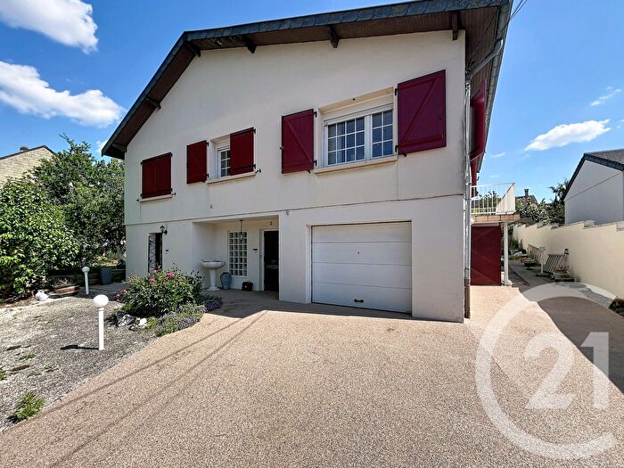Maison 8 pièces à Noisseville, à vendre