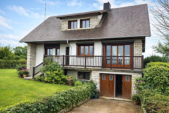 Maison à vendre - Tournan-en-Brie - 6 pièces - 4 chambres