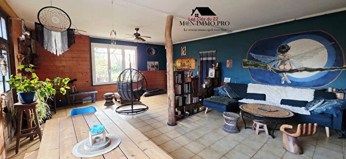 Maison à vendre - Ploumilliau - 7 pièces - 4 chambres