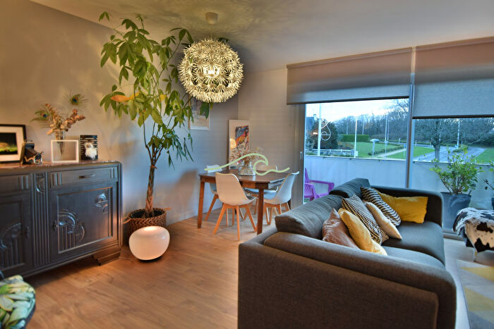 Appartement à vendre - Larmor-Plage - 4 pièces - 3 chambres