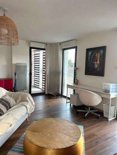 Grand Parc, Bordeaux : Appartement 2 pièces à louer