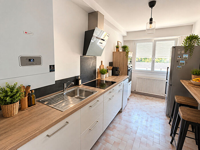 Appartement 4 pièces à La Roche-sur-Yon, Pentagone, Pont-Morineau, à vendre