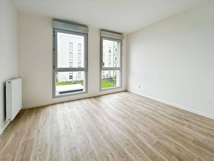 Appartement à louer - Val Fleuri-Beauval Verrière, Meaux - 2 pièces - 1 chambre
