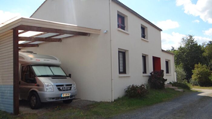 Maisons à vendre et appartements à louer - 1