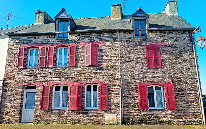 Maison à vendre - Campénéac - 8 pièces - 5 chambres