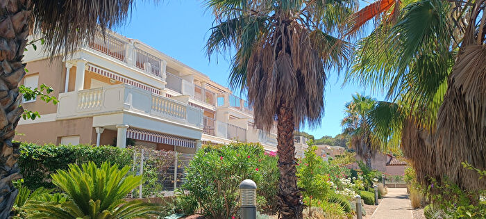 Appartement à vendre - Saint-Mandrier-sur-Mer - 2 pièces - 1 chambre