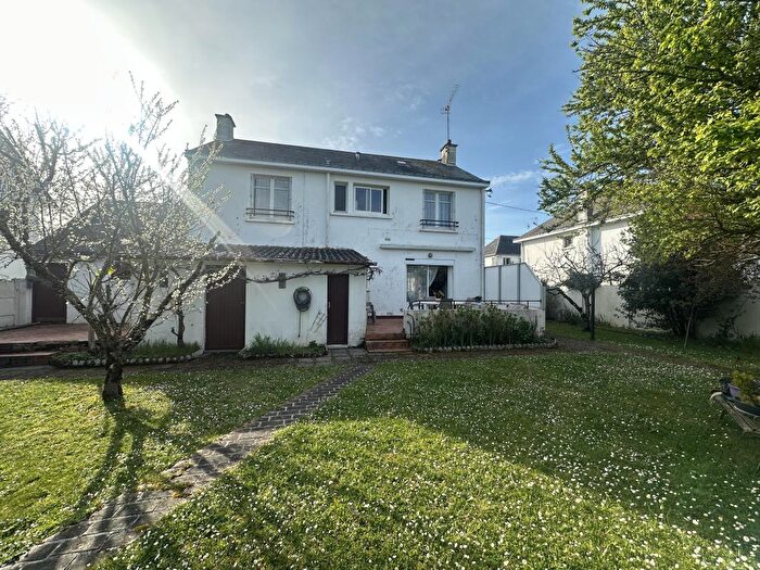 Maison à vendre - Le Pouliguen - 6 pièces - 5 chambres