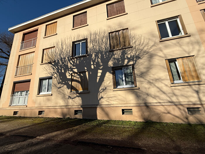 Appartement à vendre - Dammarie-les-Lys, Petit Dammarie, Croix Saint-Jacques - 3 pièces - 2 chambres