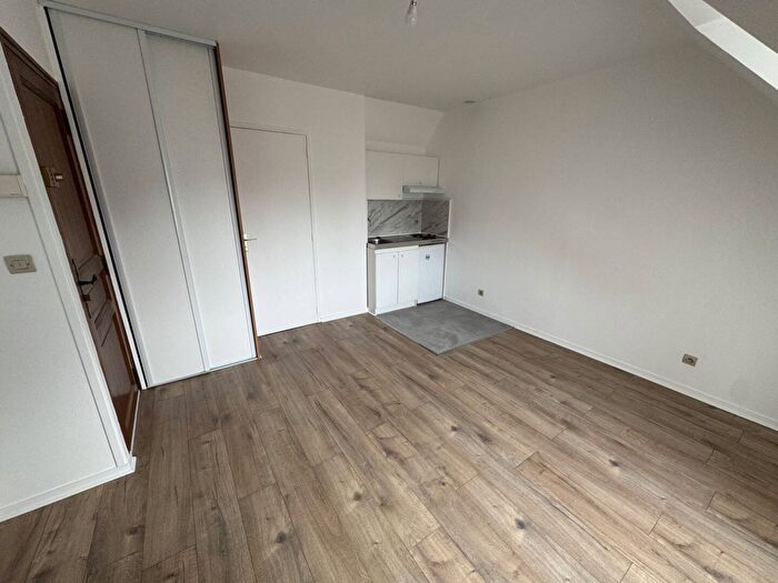 Appartement 1 pièce à louer à Houilles