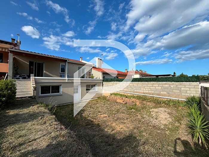 Maison à vendre - Saint-Cyprien, Village, Zone dActivité - 4 pièces - 3 chambres