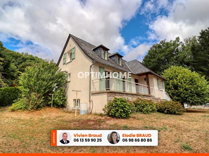 Ydes : Maison 6 pièces à vendre