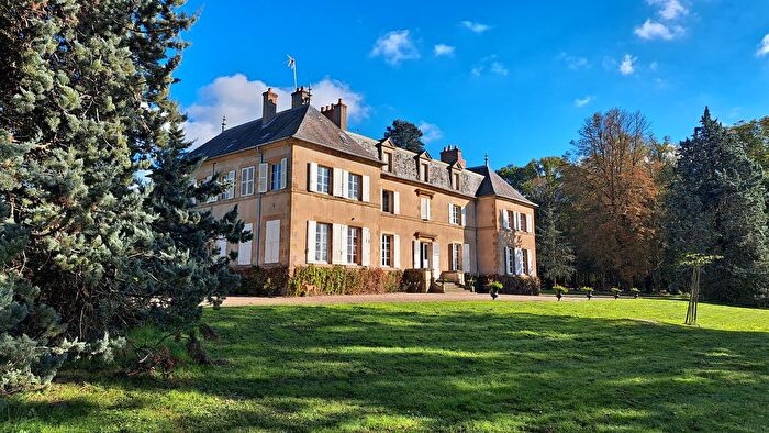 Maison à vendre - Moulins - 18 pièces - 11 chambres