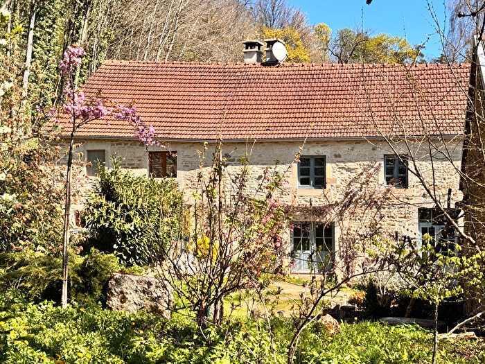Maison 14 pièces à vendre à Mont-Saint-Jean
