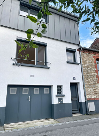 Quartiers Sud-Ouest, La Madeleine : Maison 4 pièces à vendre