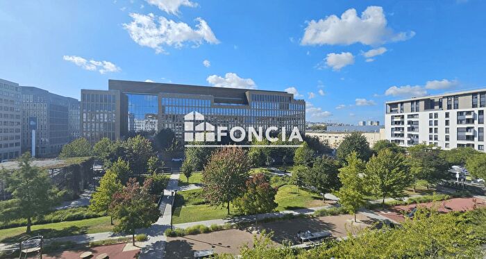 Appartement à vendre - Saint-Denis, La Plaine Saint-Denis - 4 pièces - 3 chambres