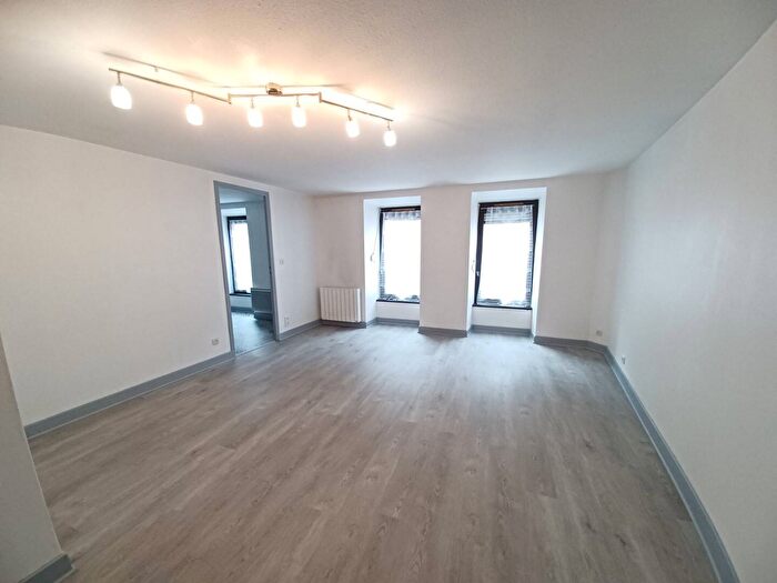 Appartement à louer - Mauriac - 3 pièces - 2 chambres