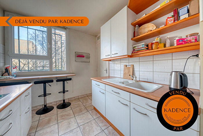 Appartement à vendre - Quartiers Nord-Ouest, Villejean - 3 pièces - 3 chambres