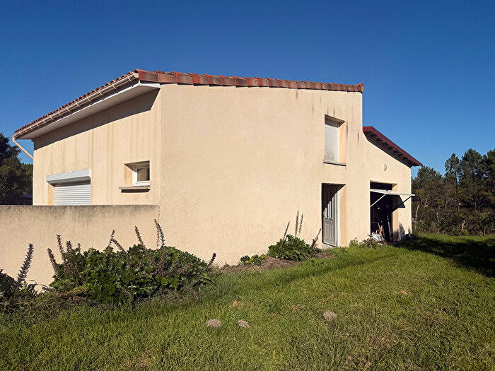Eyrans - Maison 2 pièces à vendre