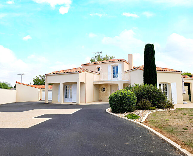 Maison à vendre - Saint-Martin-des-Noyers - 4 pièces - 3 chambres