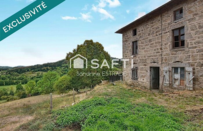 Saint-Anthème - Maison 4 pièces à vendre