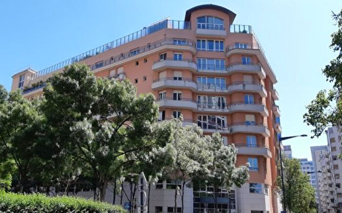 Appartement à vendre - Courbevoie, Hôtel de ville - 2 pièces - 1 chambre