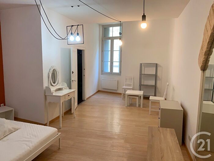 Appartement 1 pièce à Montpellier, Centre historique, à louer