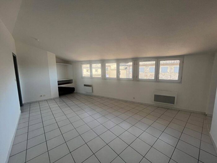 Appartement à louer - La Ville, Valréas - 3 pièces - 1 chambre