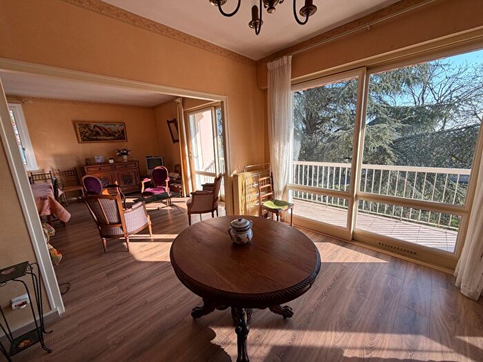 Appartement à vendre - Le Creusot, Sud Ouest - 5 pièces - 3 chambres