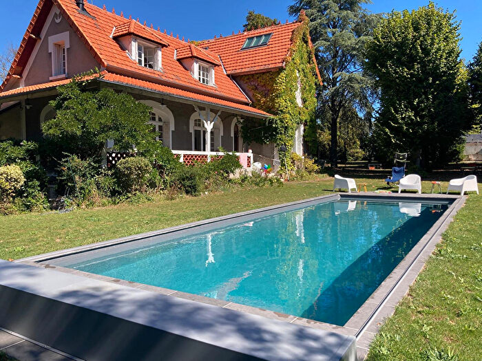 Maison à vendre - Saint-Cyr-sur-Loire, Gruette - 7 pièces - 5 chambres