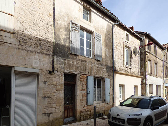Maison à vendre - Sauzé-Vaussais - 4 pièces - 3 chambres