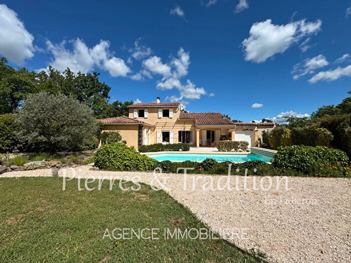 Maison 4 pièces à Céreste, à vendre