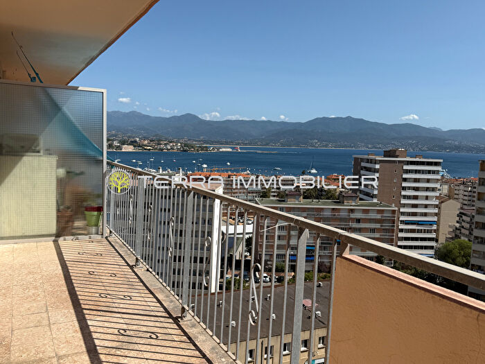 Appartement 4 pièces à vendre à Ajaccio, Loretto