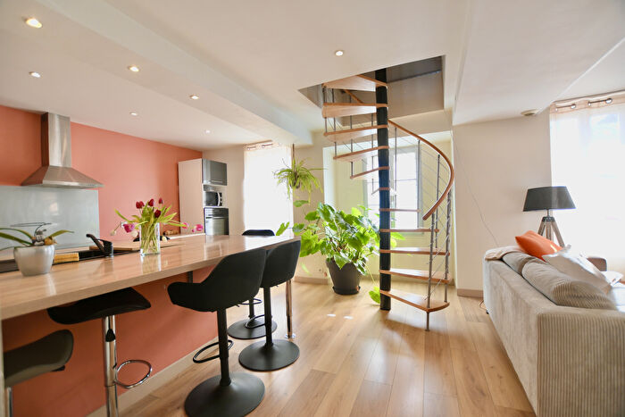 Maison à vendre - Sauvigny-le-Bois - 6 pièces - 4 chambres