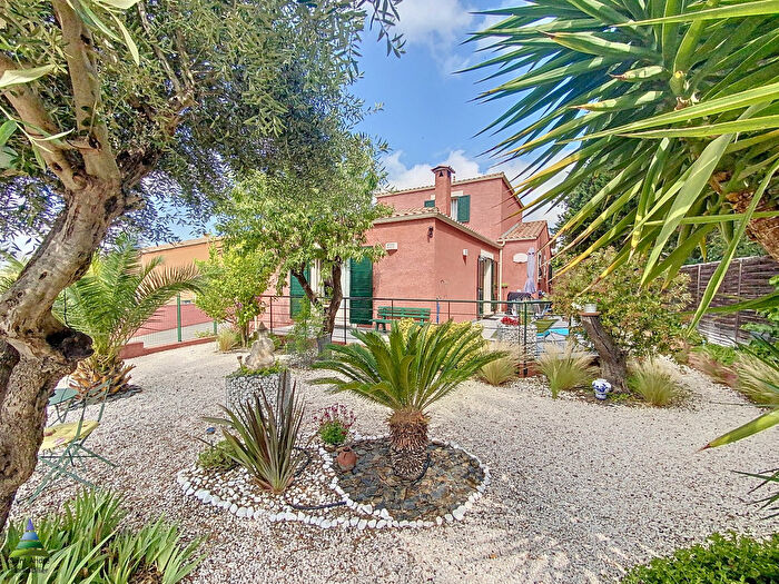 Maison à vendre - Castelnau-de-Guers - 6 pièces - 4 chambres