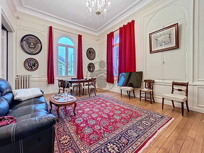 Appartement à vendre - Saint-Quentin, Centre-ville - 3 pièces - 1 chambre