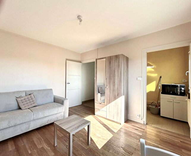 Appartement à louer - La Coupee, Charnay-lès-Mâcon - 1 pièce